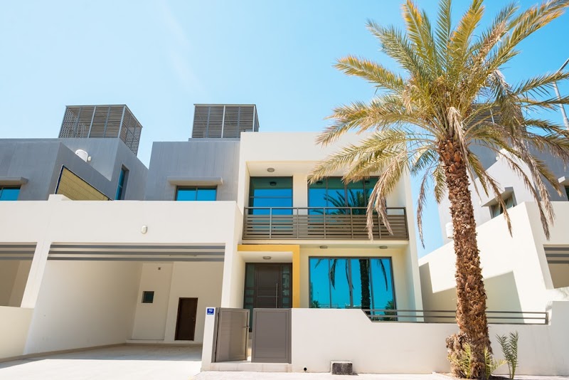 Khalil Ebrahim Kanoo Compound – Apartments for Rent